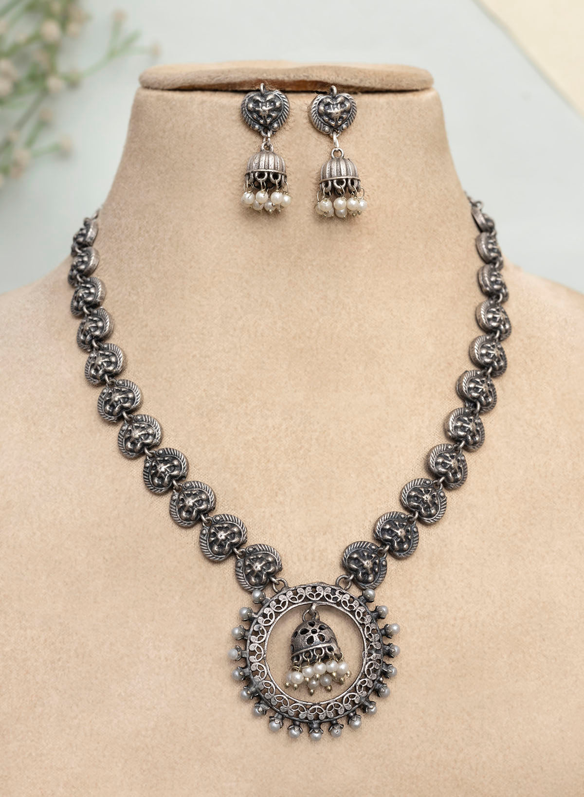 Vrishti Necklace Set – Phuljhadi